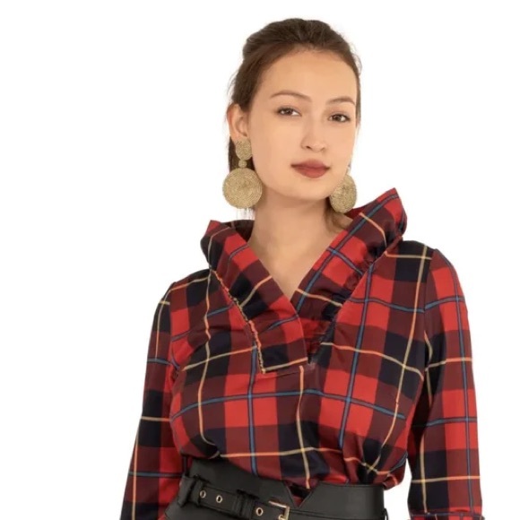 Gretchen Scott Designs | Tops | Nwt Gretchen Scott Ruff Neck Top In Red ...